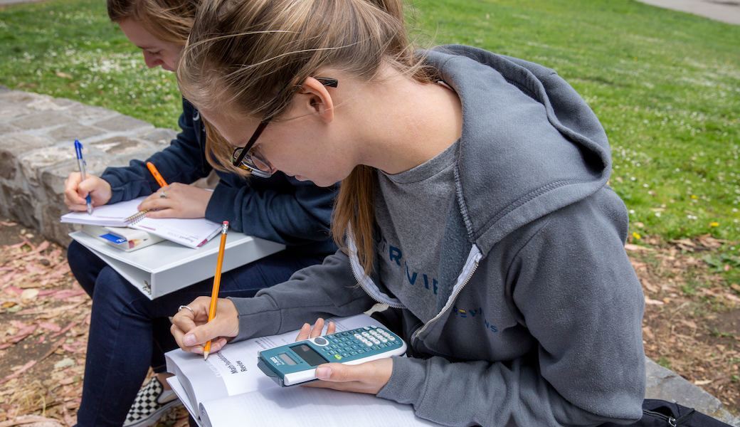 5 Best TI Calculators - Sept. 2021 - BestReviews